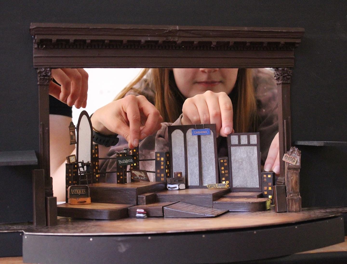 Intro to Design - Royal Exchange Theatre